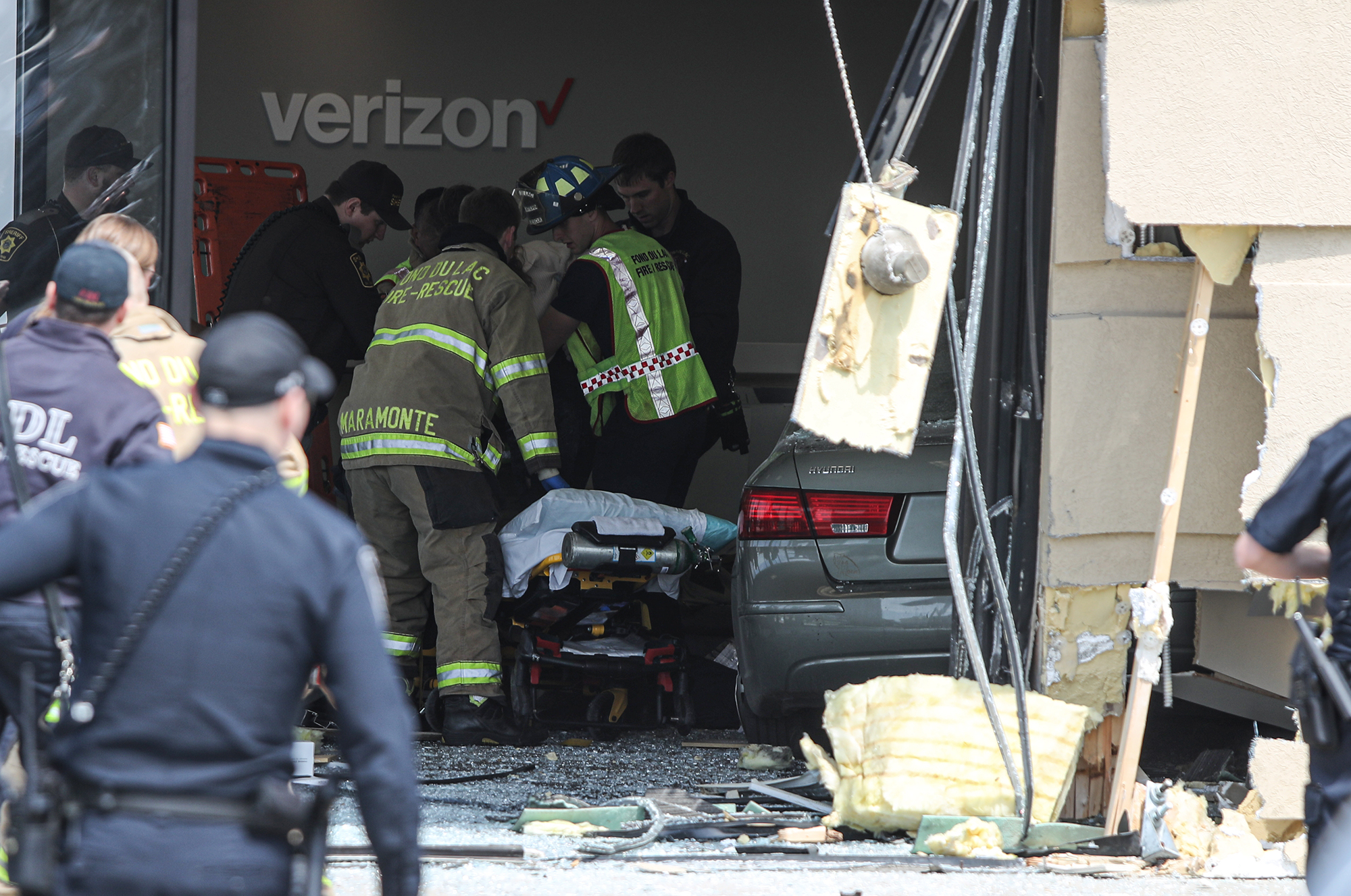 PHOTOS: 8 injured, 1 Critical At Car Vs Building Crash At Verizon Store ...
