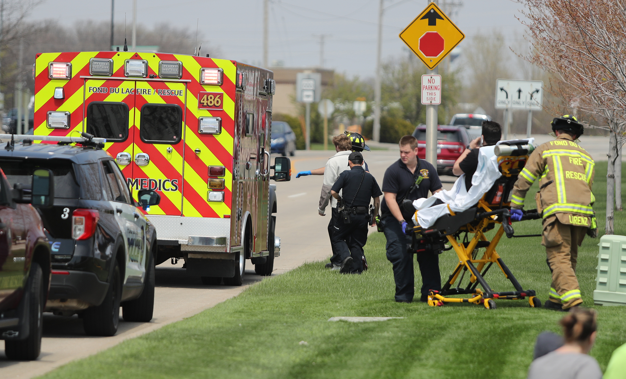 PHOTOS: 8 injured, 1 Critical At Car Vs Building Crash At Verizon Store ...