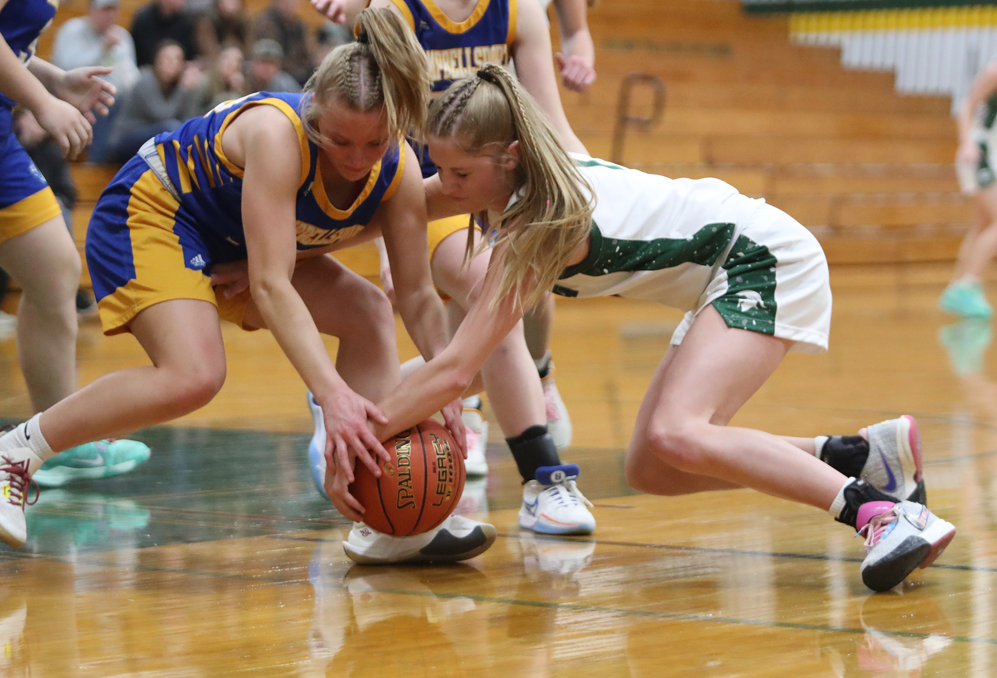 PHOTOS: Laconia girls basketball beats Campbellsport 91-24 - KFIZ News ...