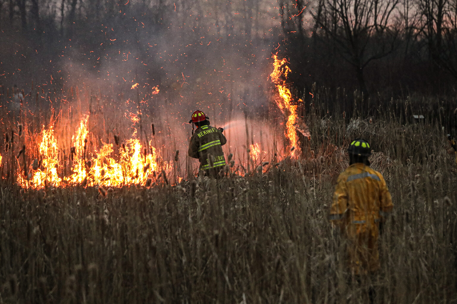 PHOTOS: Multiple fire departments respond large vegetation fire on ...