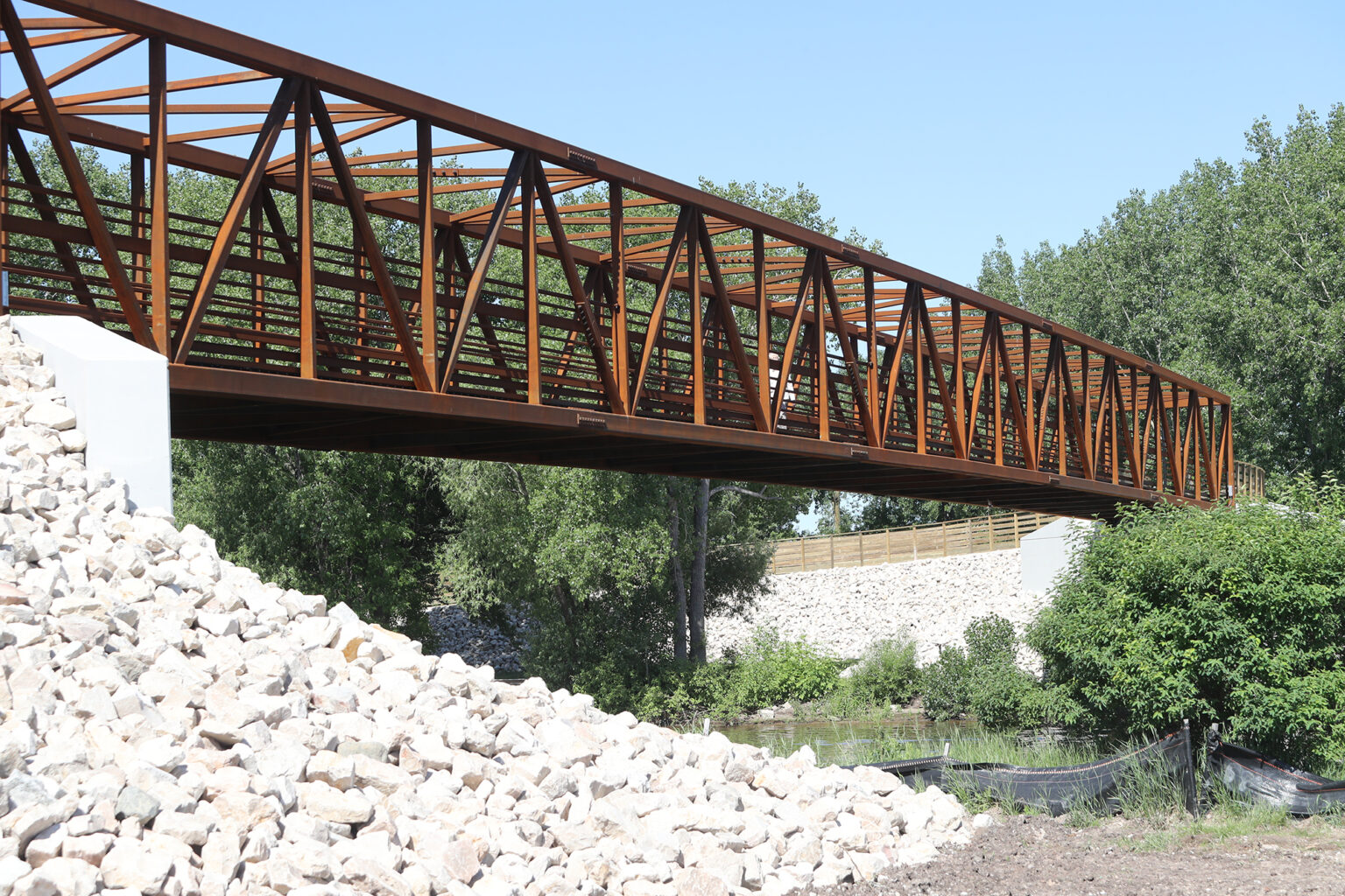 PHOTOS: Pedestrian bridge connecting Lakeside Park East and West ...