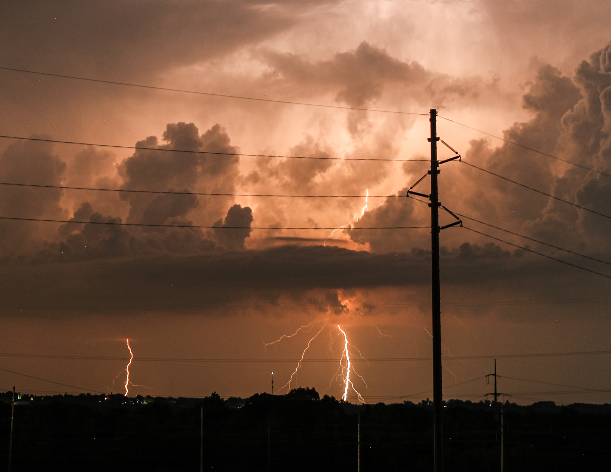 PHOTOS: Strong storms in area produce vivid lightning displays Monday ...