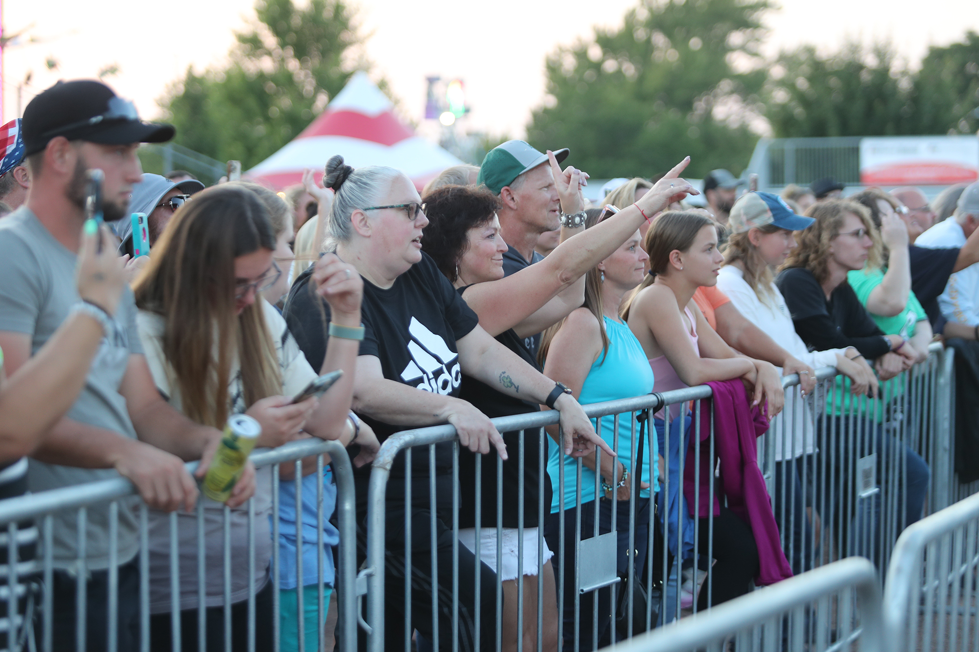 PHOTOS: Tone Loc, Rob Base and Vanilla Ice at the Fond du Lac County ...