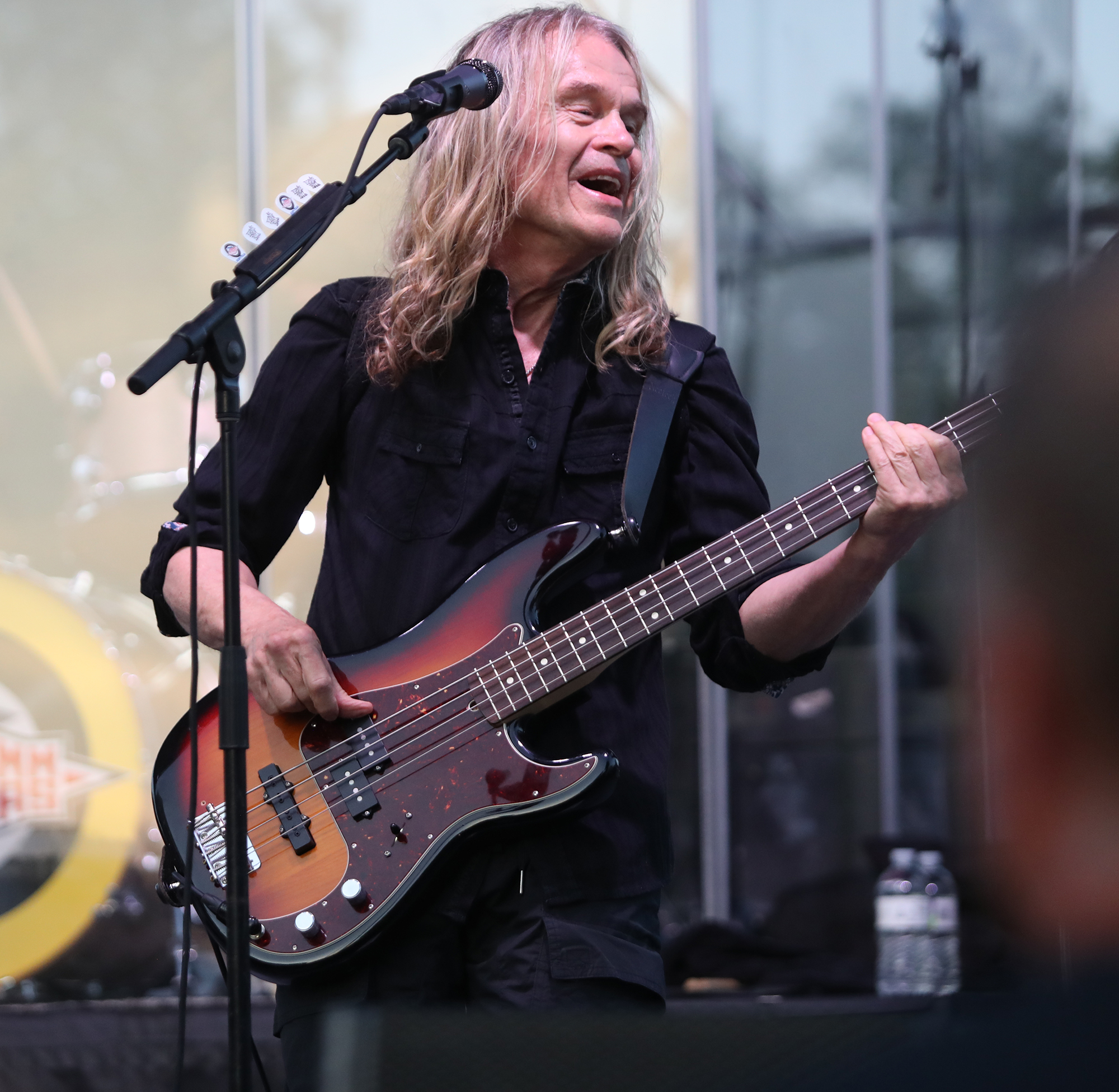 PHOTOS: Lou Gramm, lead singer of Foreigner, plays downtown Fond du Lac ...