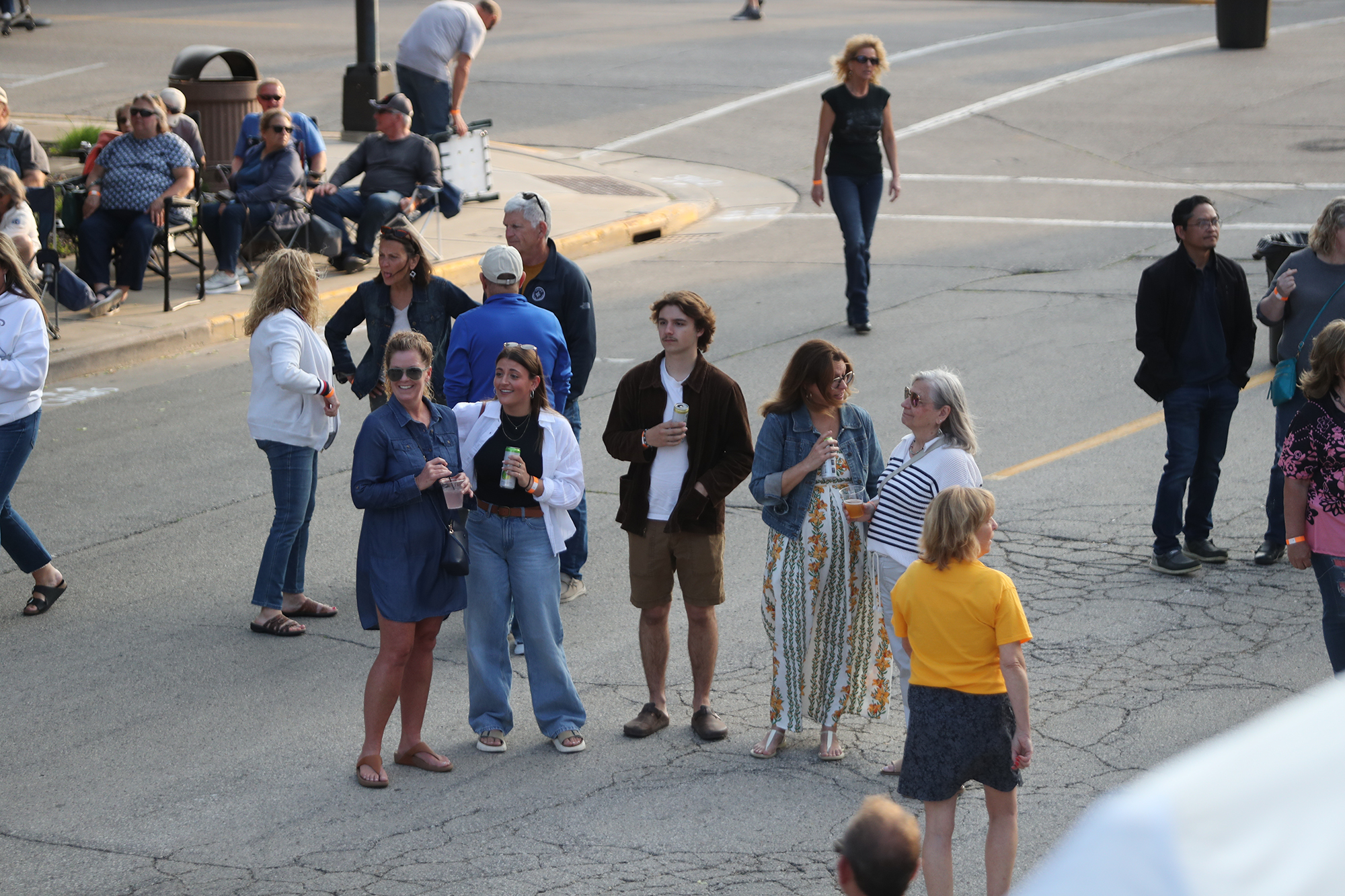 PHOTOS: Jason Scheff, former singer of Chicago and Tommy De Carlo ...