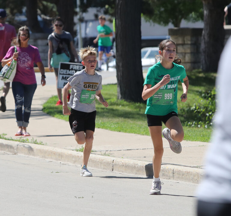 PHOTOS: Walleye Weekend 2026 kids 1 mile run - KFIZ News-Talk 1450 AM